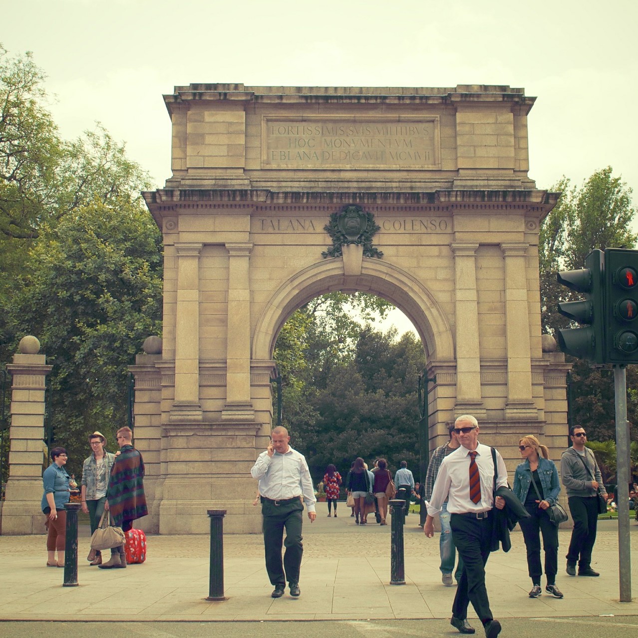 Consumer Mood Ireland - October 2023 - RedC Research & Marketing